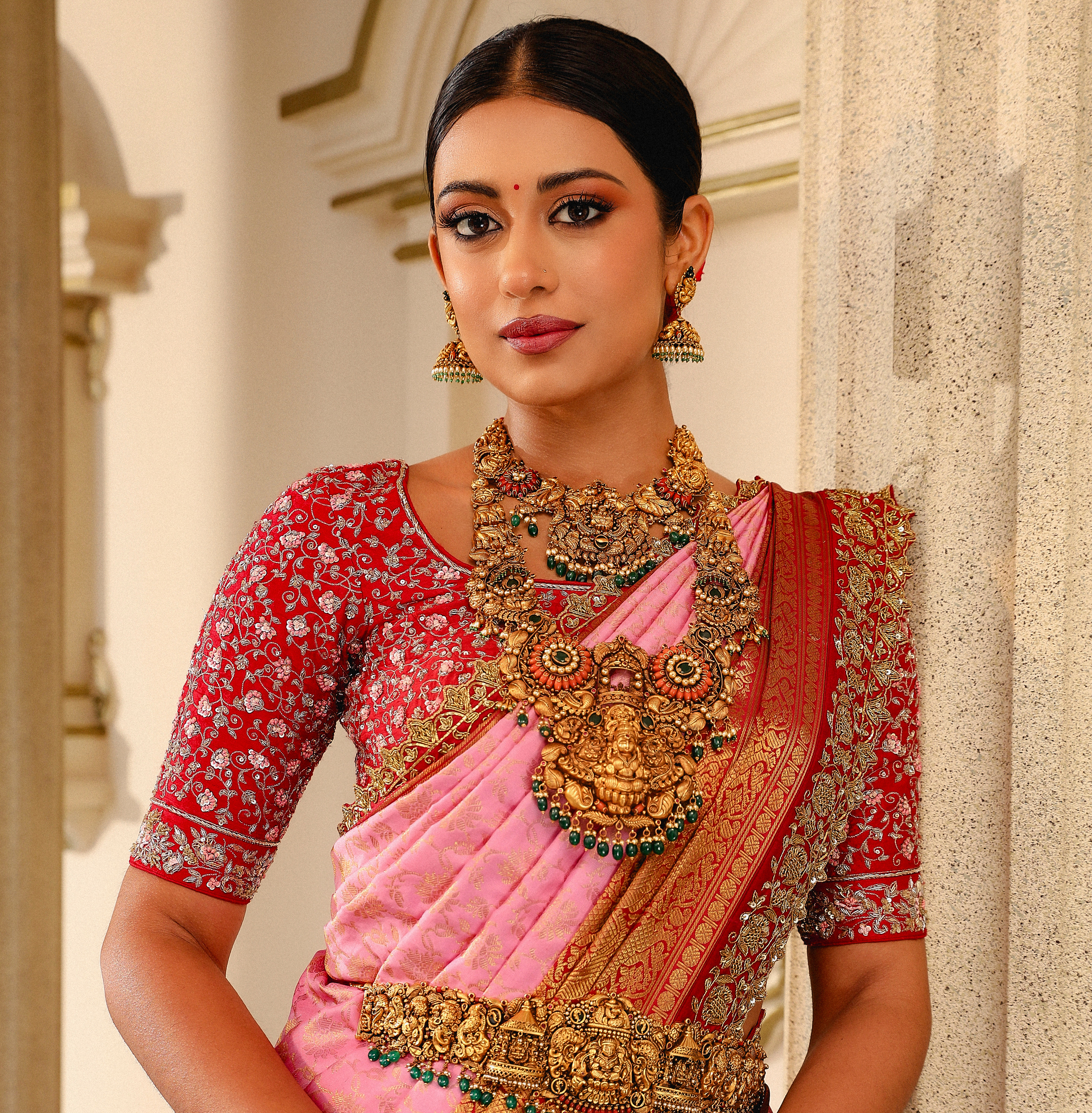 Devi Pavitra Gold & Diamonds