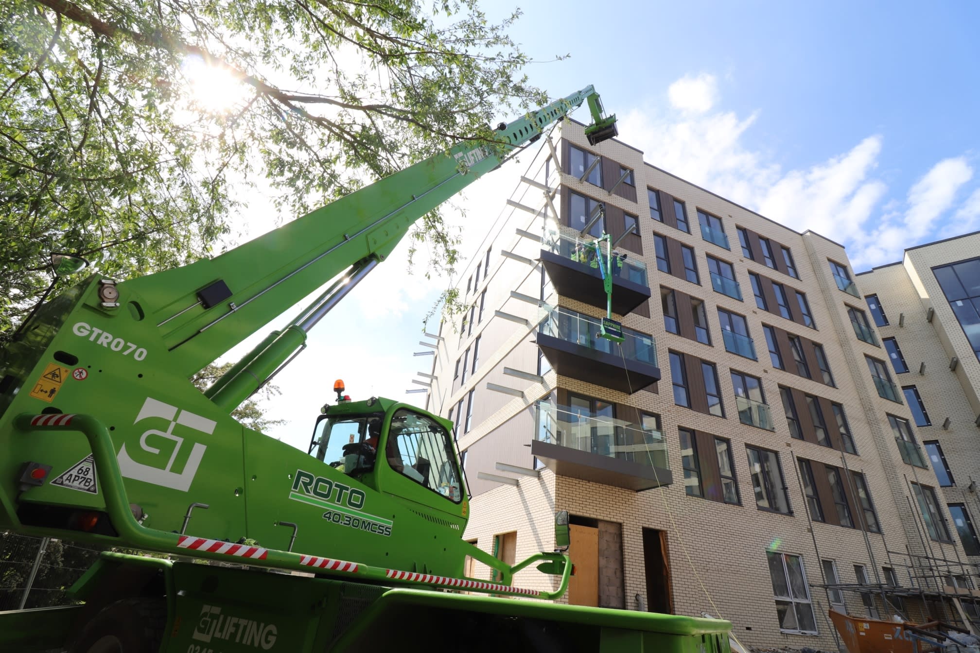 Extra Care With Tolerances Showcases Sapphire’s Balcony Skills
