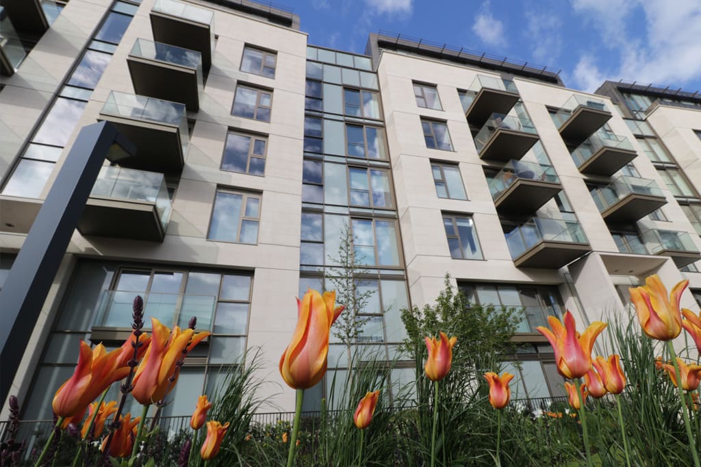 Lillie Square, Brompton - Sapphire Balconies