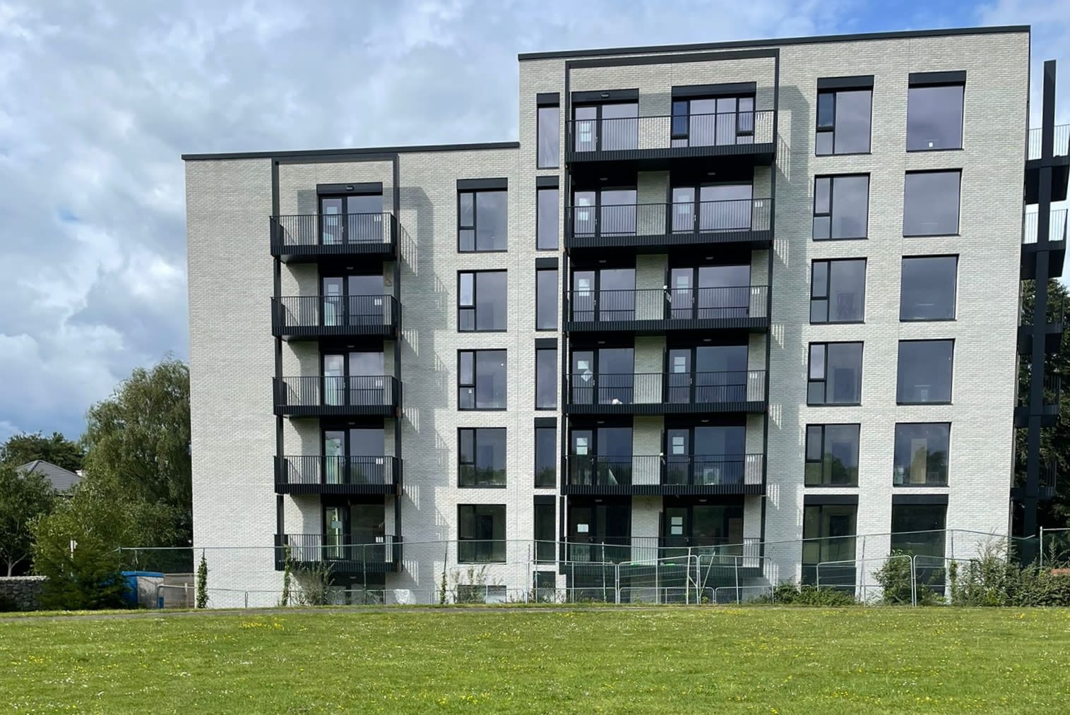 Feature Balcony Columns