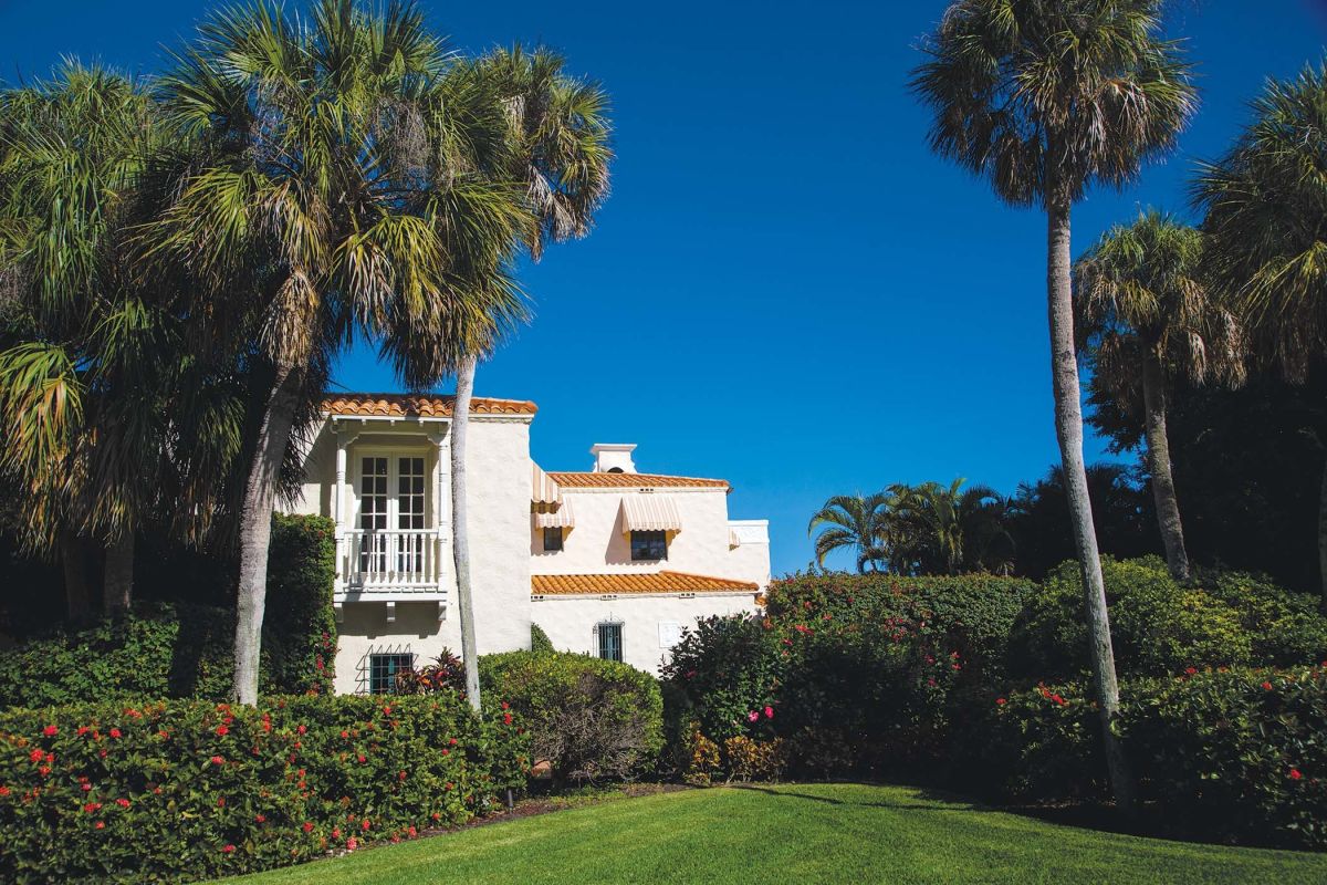 St. Armands Key Is a Glamorous Place to Live a Resort Lifestyle—With a ...