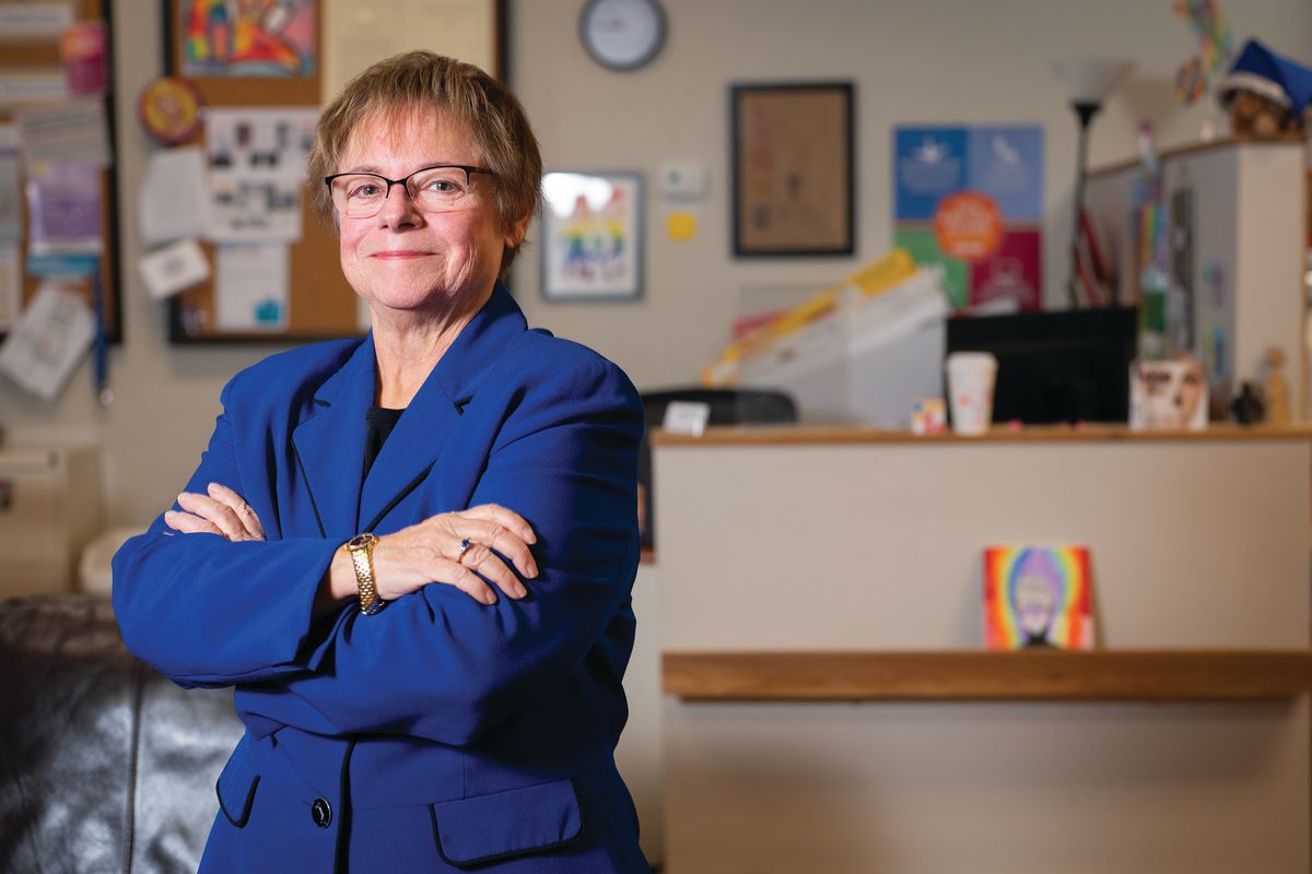 Mary Tavarozzi Gives LGBTQ Youth a Place to Socialize | Sarasota Magazine
