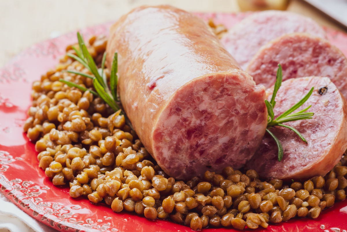 Cotechino and Lentils Is the Delicious New Year's Tradition You Deserve ...