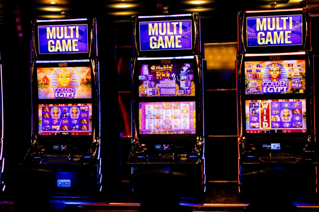 Jackpots Explained: Fixed Vs Progressive, Seed Values, Contribution ...