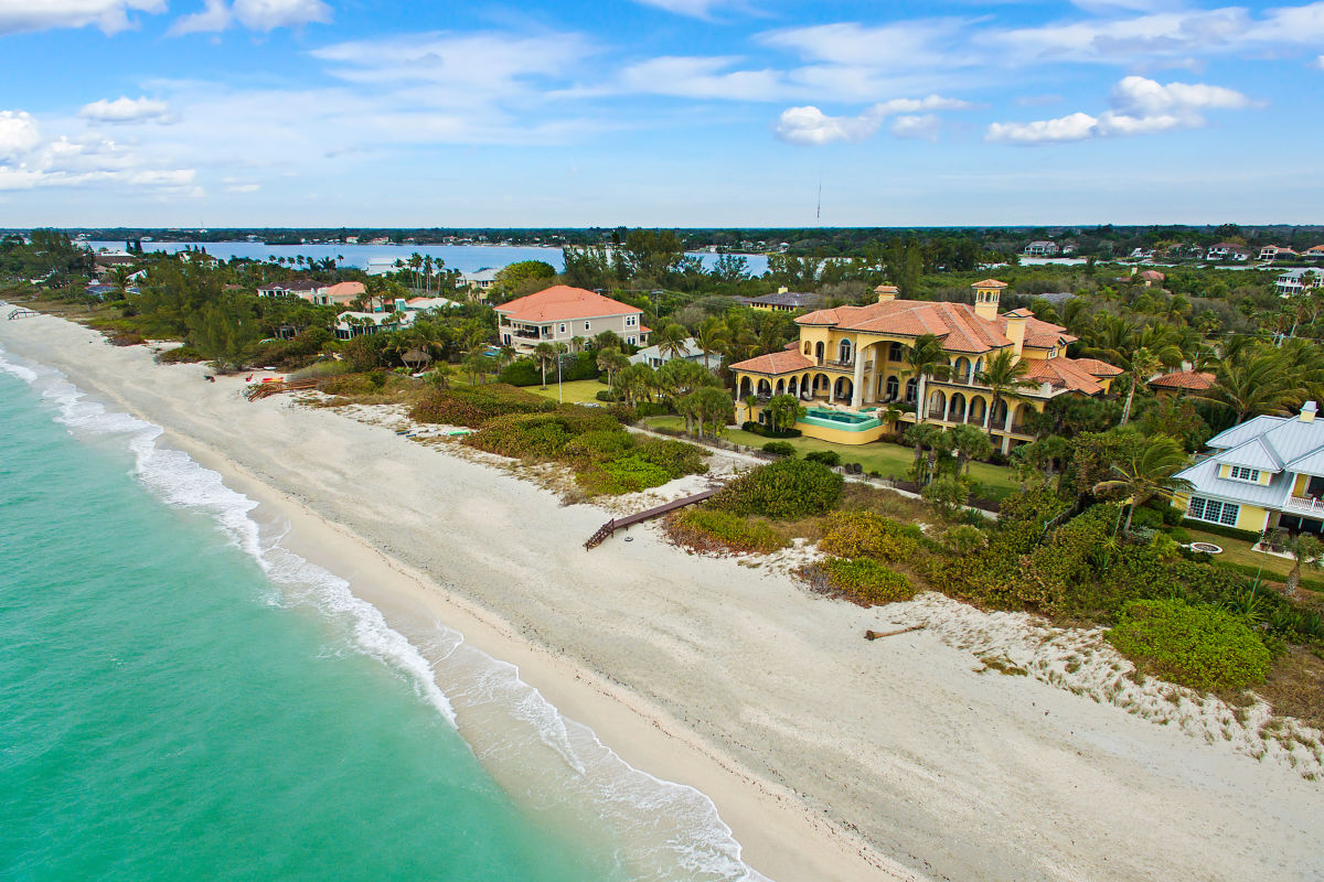 A Casey Key Estate Sells for $8.75 Million | Sarasota Magazine