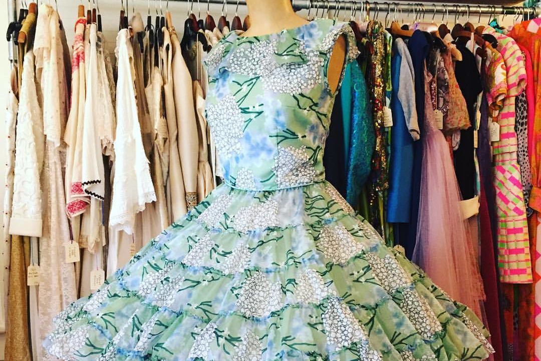 Your Guide to Sourcing Local Second-Hand Treasures Online | Sarasota ...