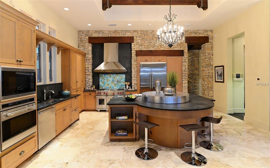 For Sale: A Rambling Hi Hat Ranch Estate | Sarasota Magazine