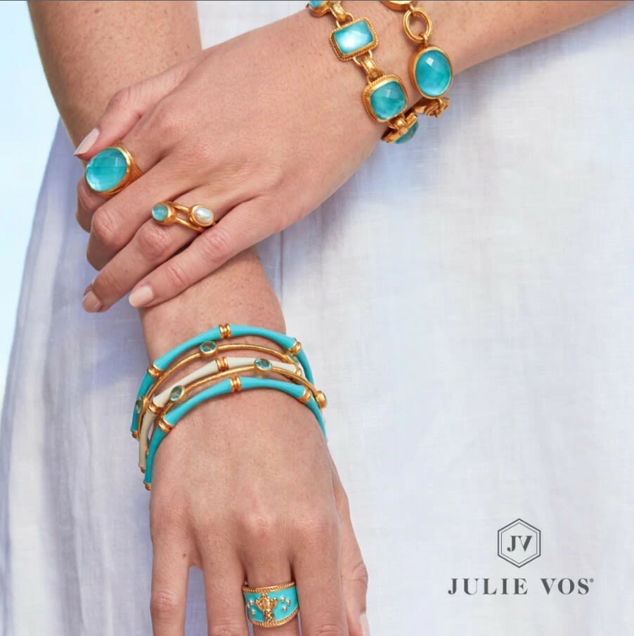 “Modern Blossoms” featuring Laura Varich, Maria Burtis, & Julie Vos ...