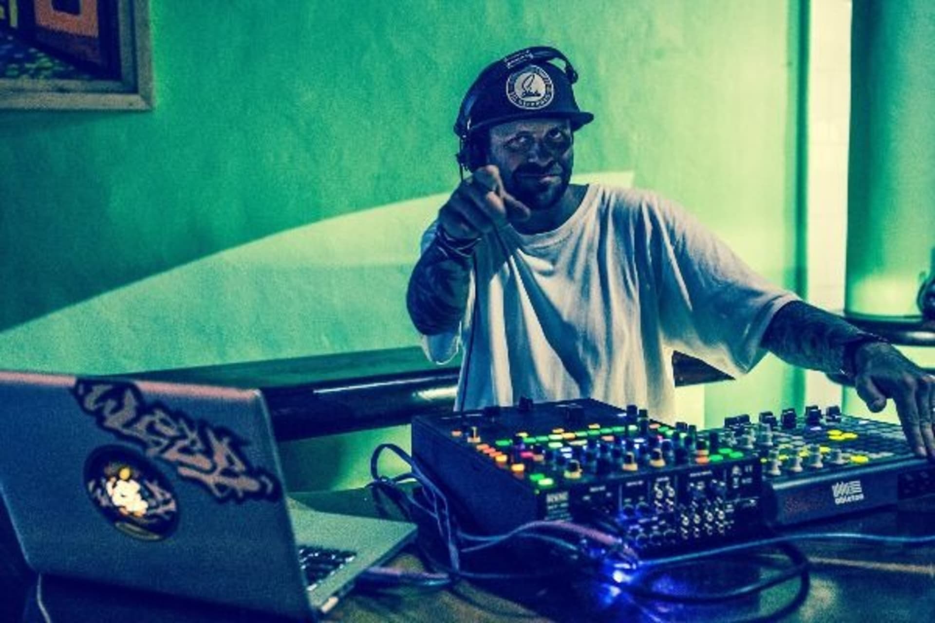 Meet Local Musician & DJ Ryan Webb – El Sayulero