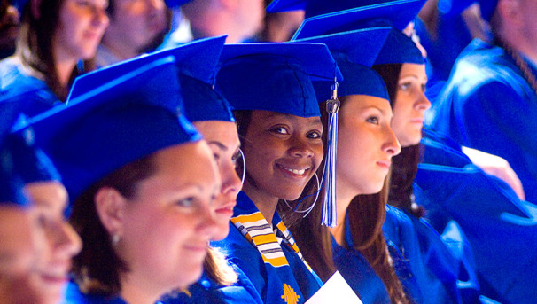 University at Buffalo | Gowns for Grads