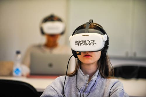VR-briller og sett Scandec Systemer