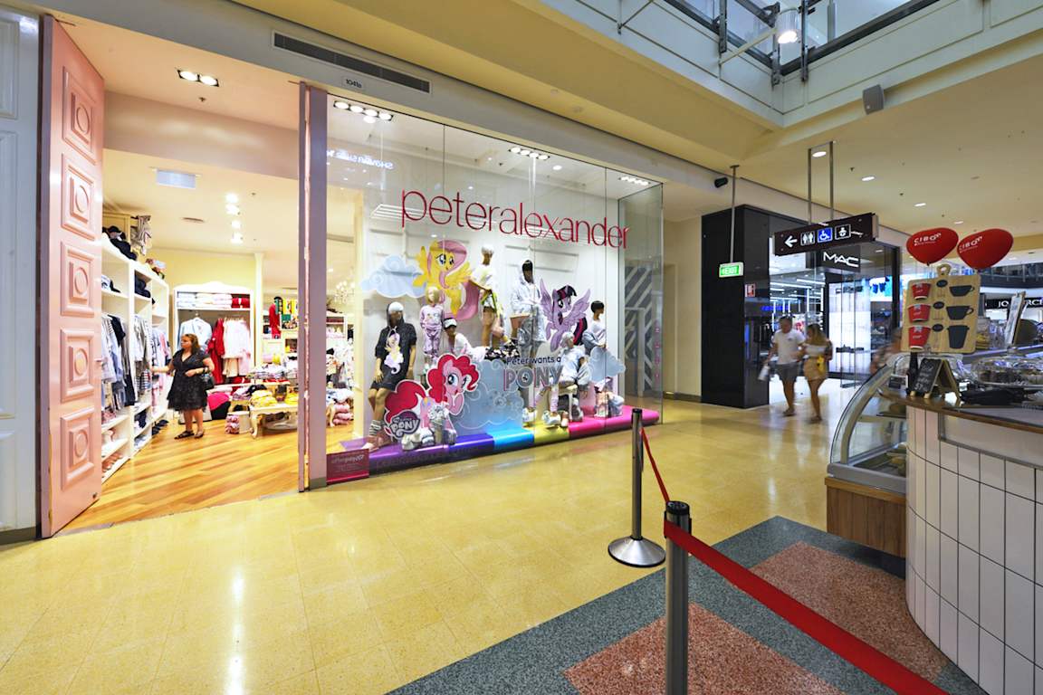 Peter Alexander at Westfield Marion