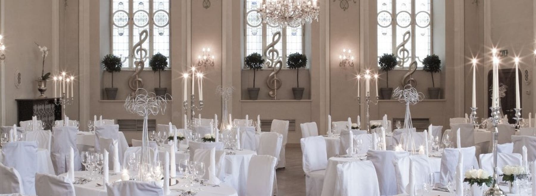 Mozart Concert&Dinner following historical recipes in the baroque hall