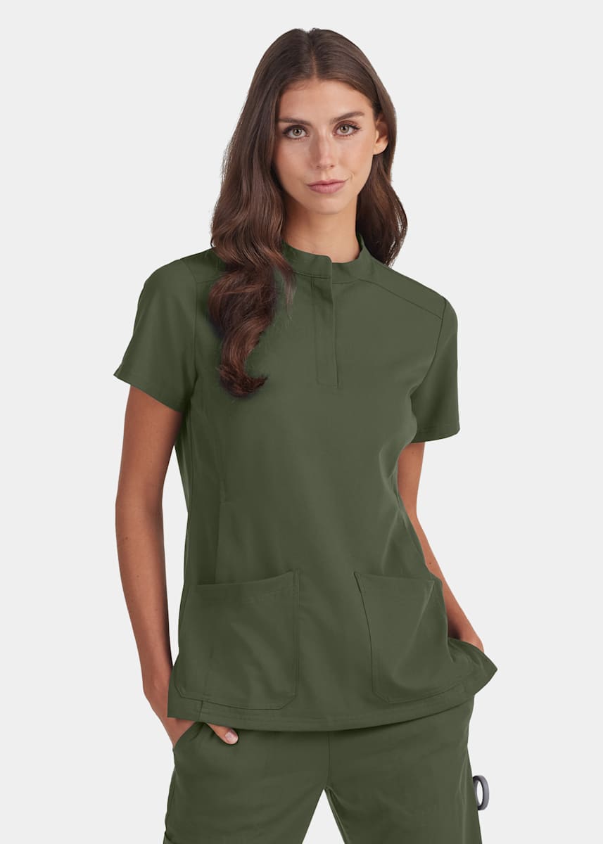 Driven 4-Pocket Rounded Neck Scrub Top | Scrubs & Beyond