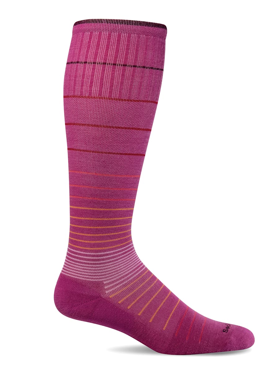 Circulator Women's Moderate Graduated Compression Socks | Scrubs & Beyond
