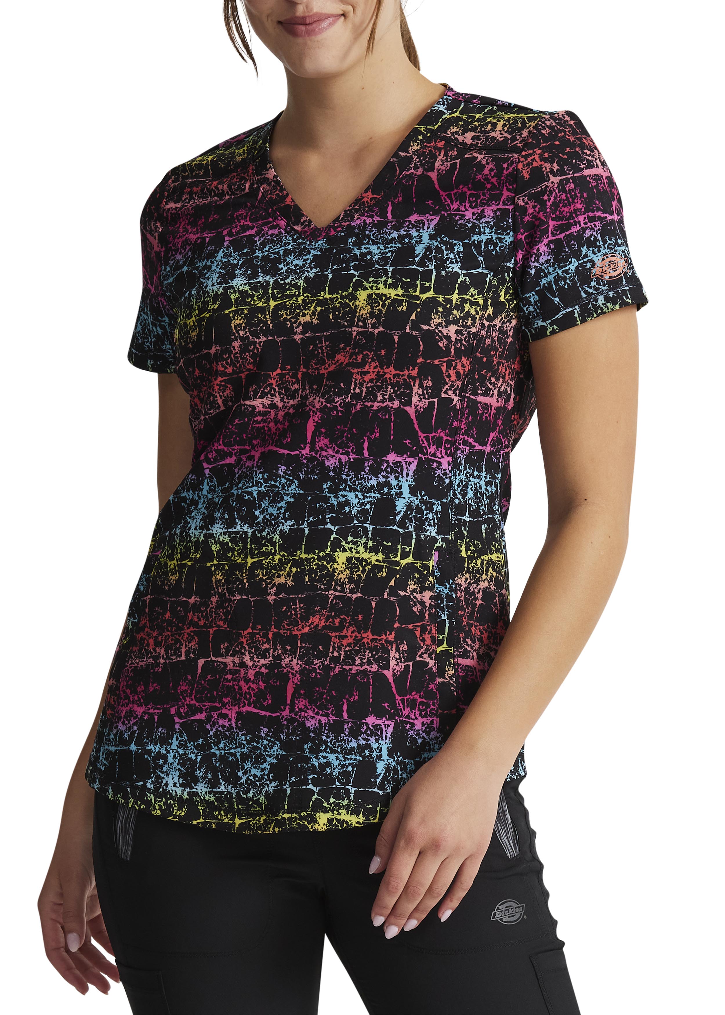 Texture Trail Rainbow V-Neck Print Top | Scrubs & Beyond