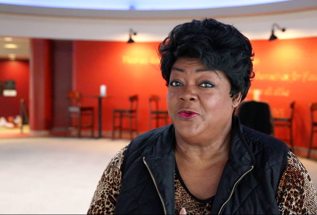 Hot Minute with Carol Dennis | Seattle Rep