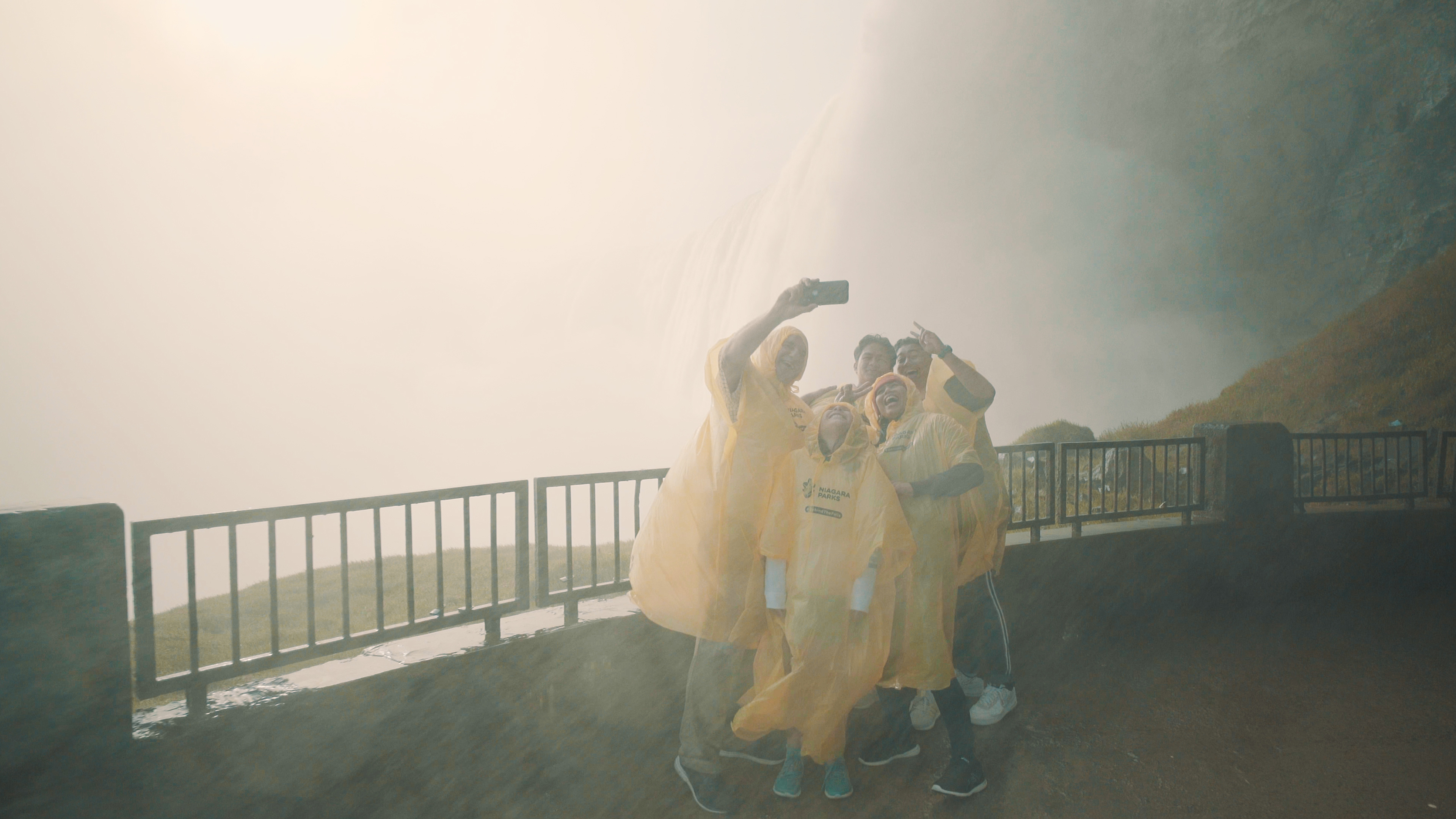 Journey Behind the Falls in Niagara Falls Canada - See Sight Tours