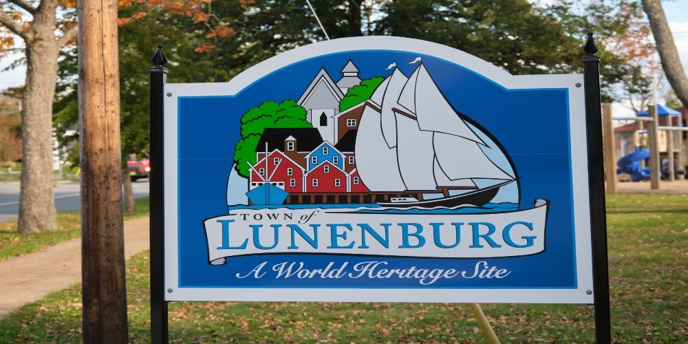 Old Town Lunenburg in Halifax - See Sight Tours