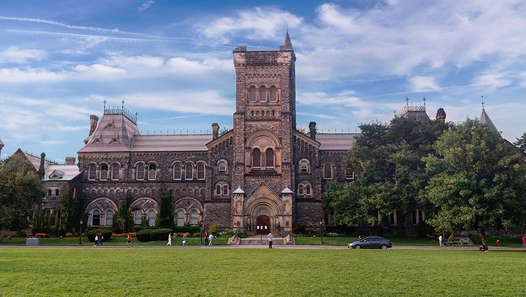 University of Toronto (St George Campus) - See Sight Tours