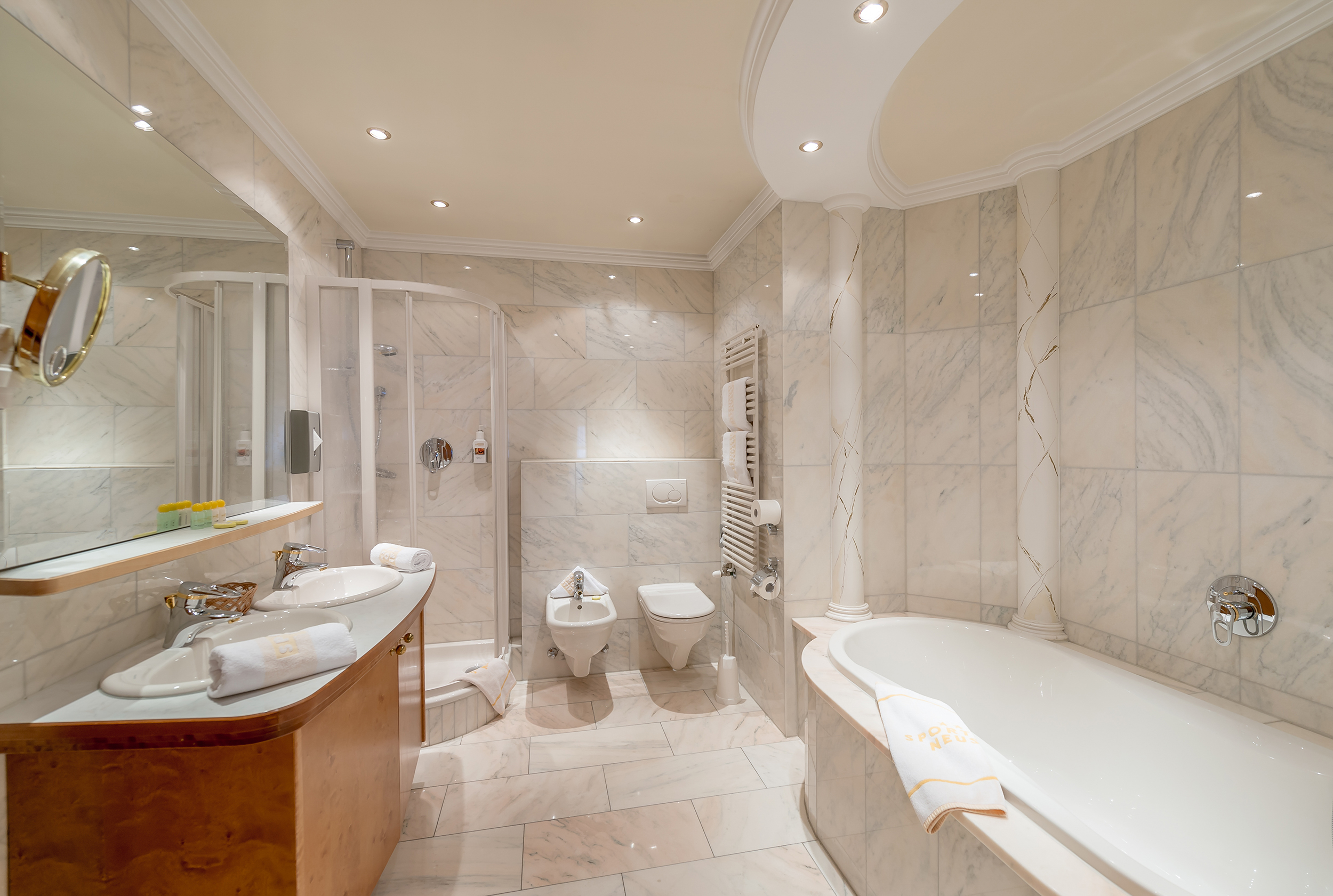 Wellness & Turm Suite - Sporthotel Neustift