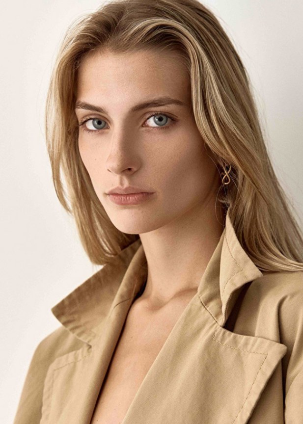 Maclaine Farrell's Instagram, Twitter & Facebook on IDCrawl