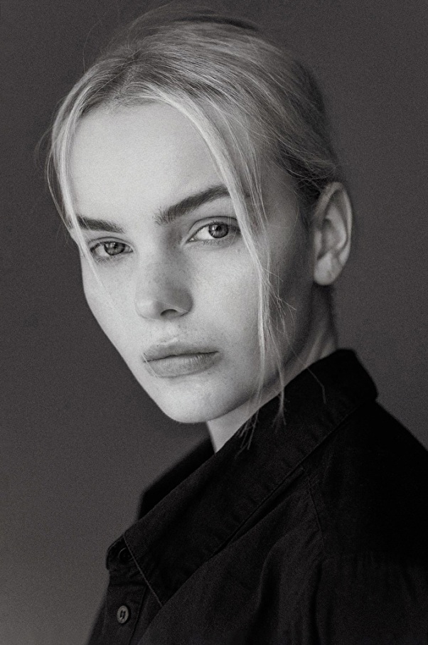 Ella Mandt | Select Milano | Select Model Management