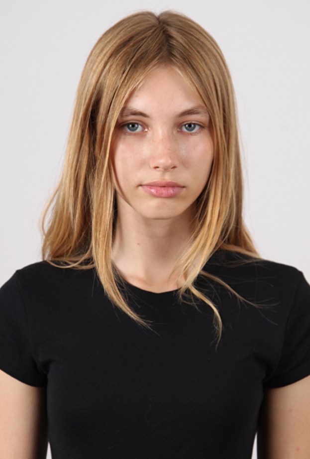 GRETCHEN | Talent | Select London | Select Model Management