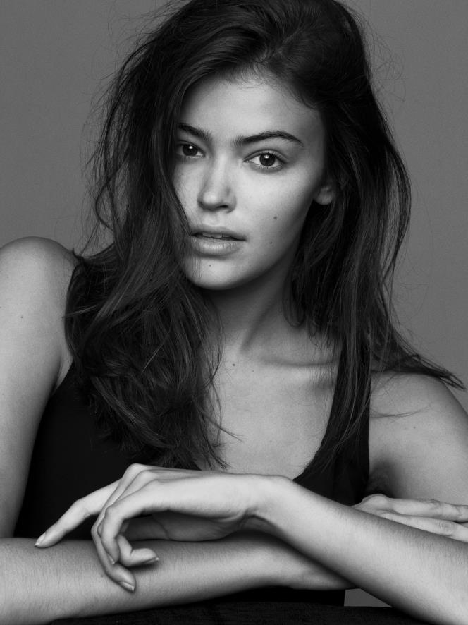 Eva Adams's Instagram, Twitter & Facebook on IDCrawl