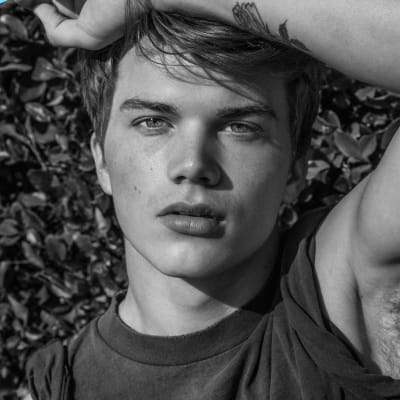 | Select Miami | Select Model Management