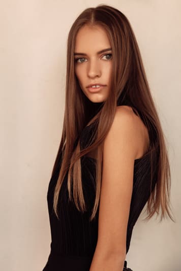 Verve | Women | Select Model Chicago | Select Model Management