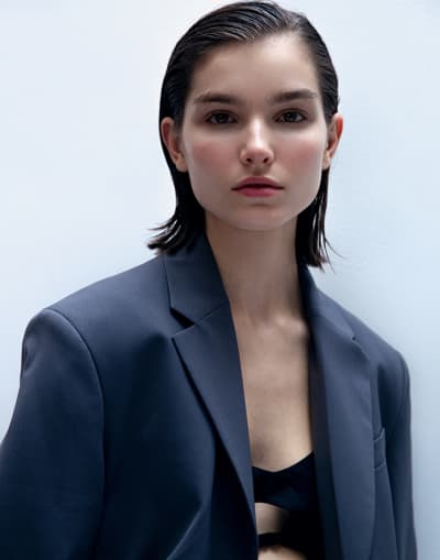 Verve | Women | Select Model Chicago | Select Model Management