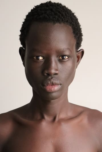 | Select Paris | Select Model Management