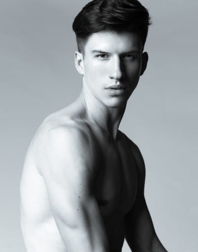 Mainboard | Men | Select Model Chicago | Select Model Management