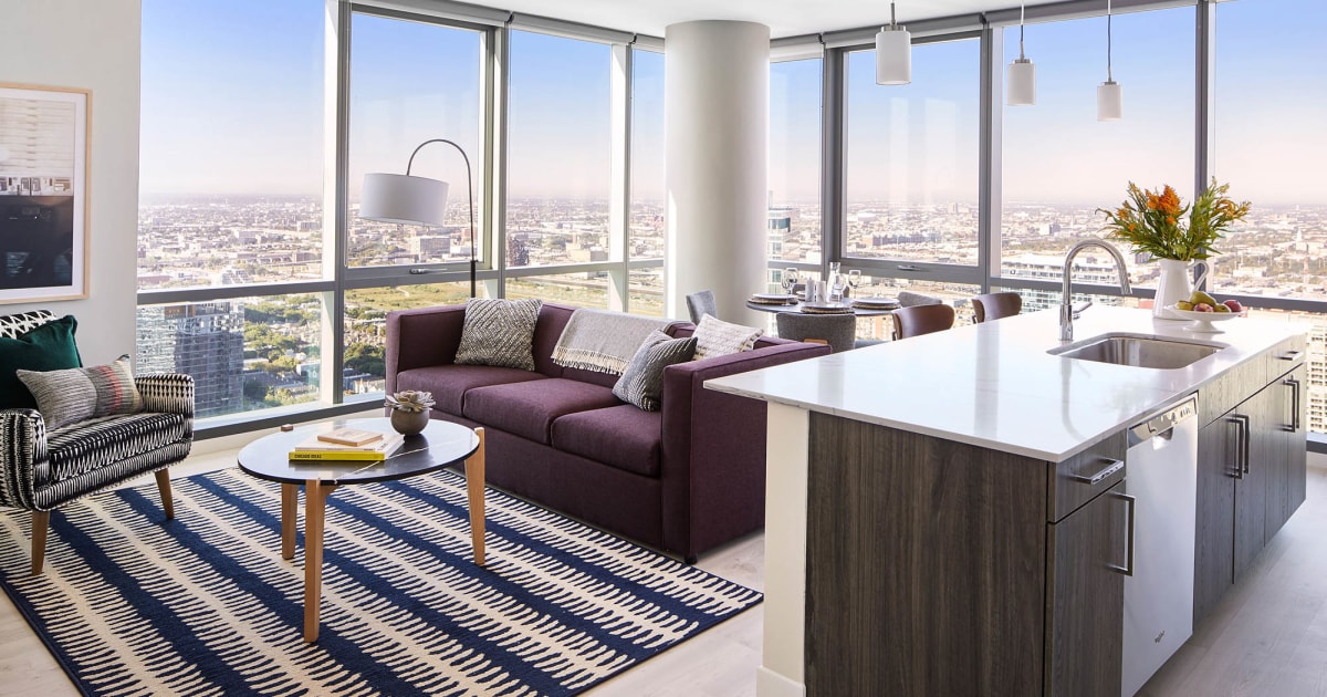 Virtual Tours Michigan Avenue Apartments | Chicago | Sentral