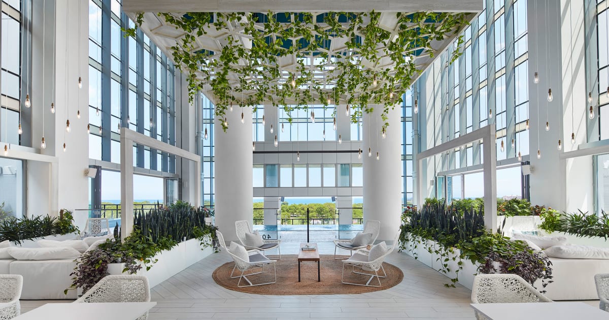 Luxury Chicago Downtown Apartments Michigan Ave. | Sentral