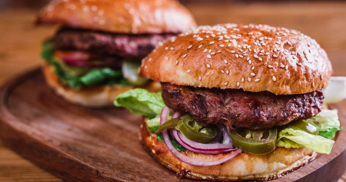 Recette de burger de boeuf tex-mex | Zeste