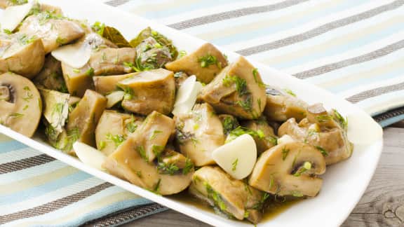 Recette Champignons De Paris Au Vinaigre Et Huile