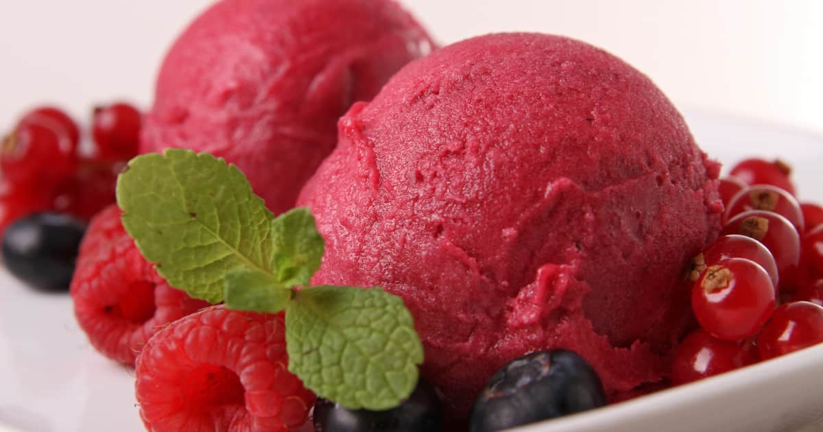 Recette de sorbet aux framboises maison | Zeste