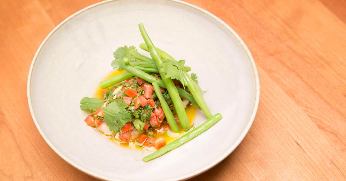 Recette de filet d'aiglefin, sauce vierge | Zeste