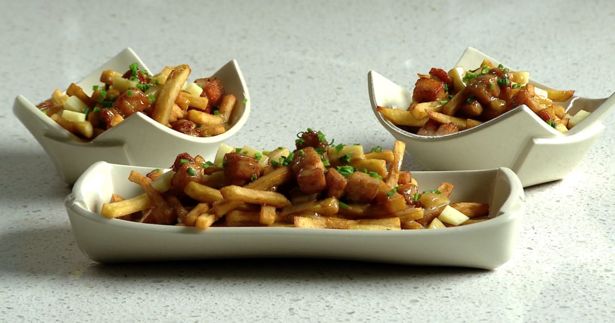 Poutine au porc confit et sauce au foie gras - Glouton