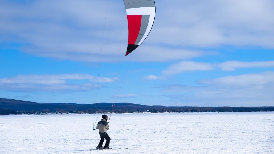 Activités | Activités hivernales | Ski cerf-volant | Espaces