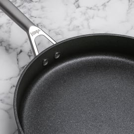 Ninja Foodi ZEROSTICK Hard Anodised Cookware | Ninja UK