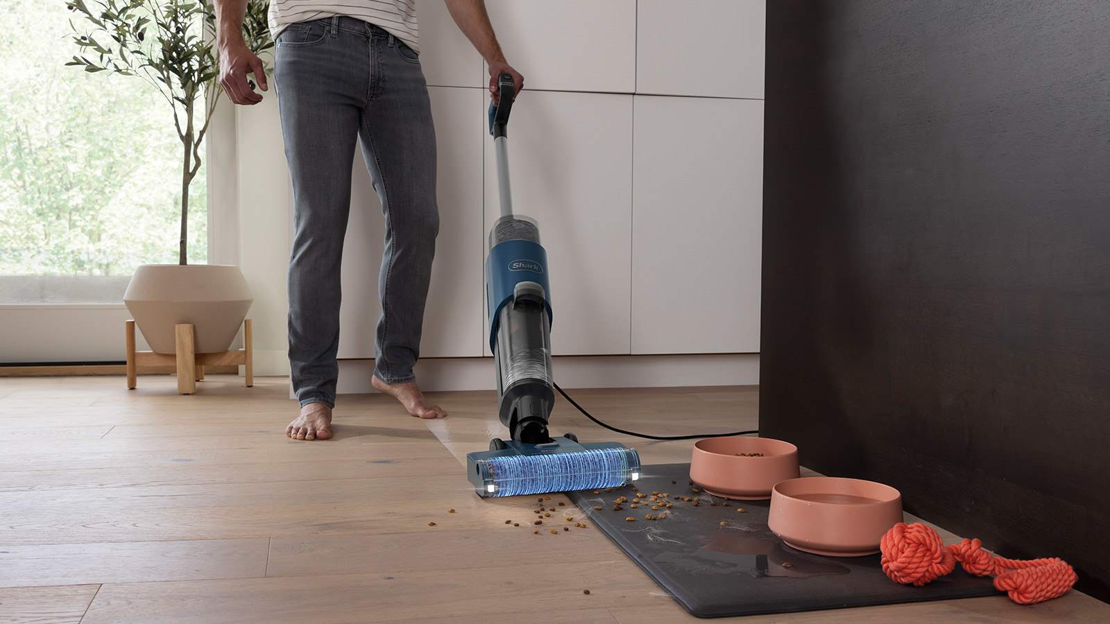 Shark HydroVac Corded Floor Cleaner WD110UK – Shark UK