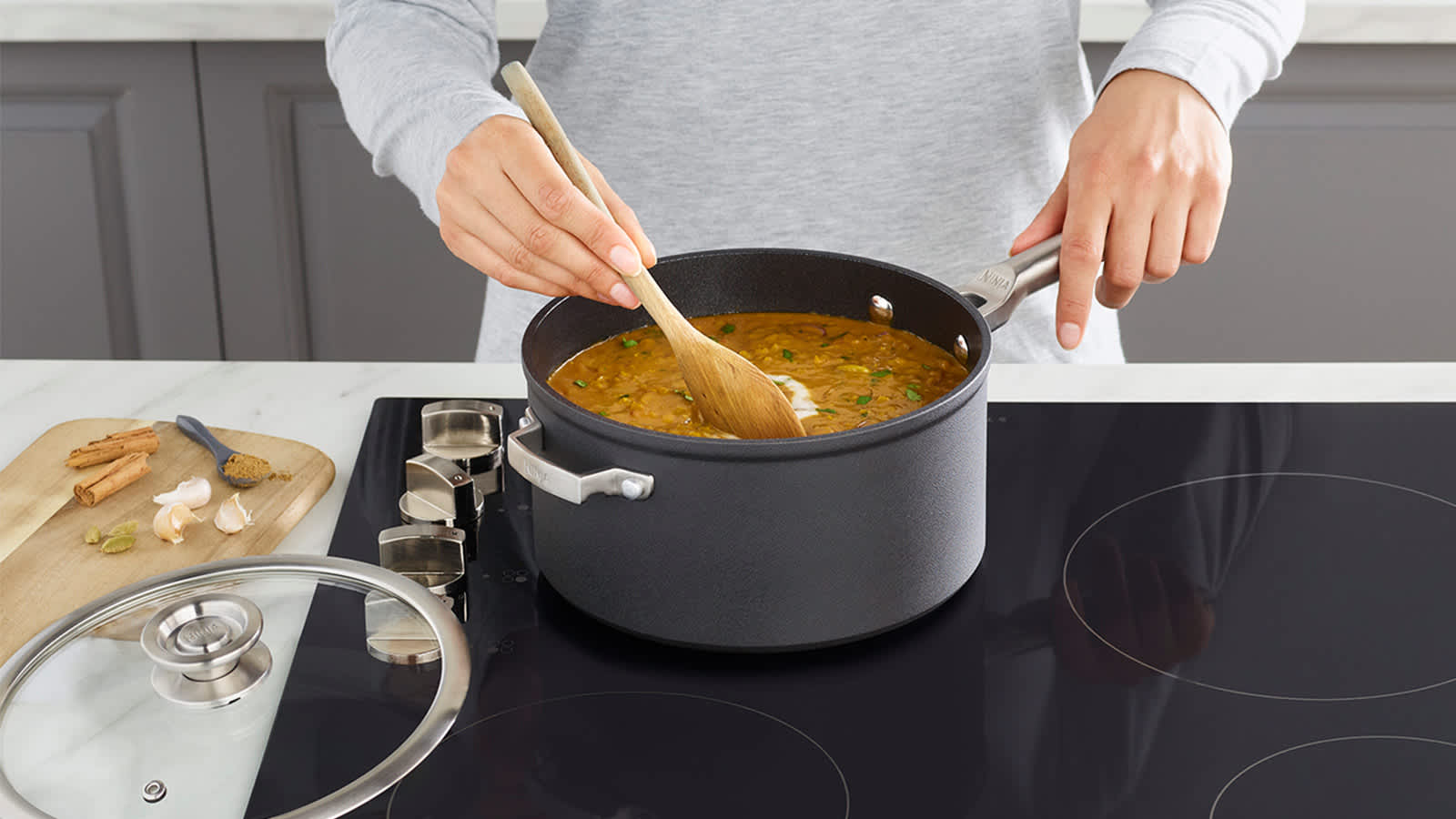 Ninja ZEROSTICK 18cm Saucepan [C50218UK] Stackable - Ninja Cookware