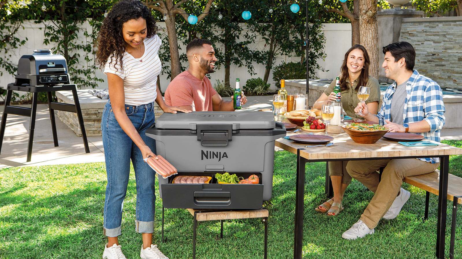 Ninja FrostVault 47-litre Hard Cooler with Lockable Lid – Grey