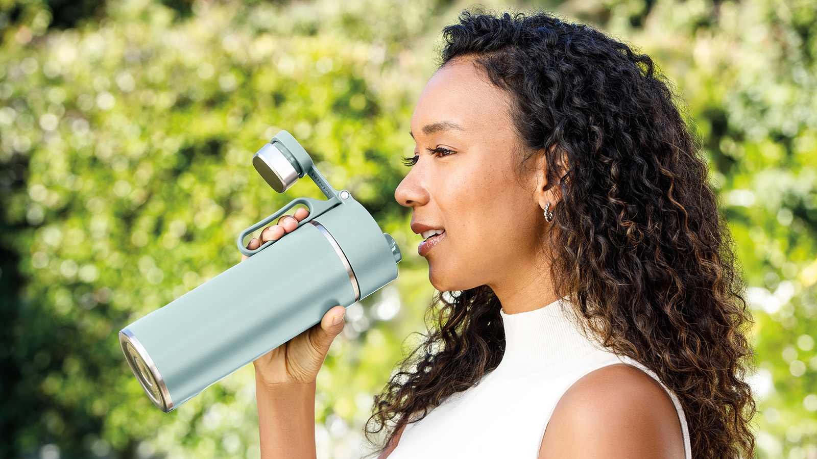 Ninja Thirsti Large Insulated Reusable Water Bottle for Travel (Mint)