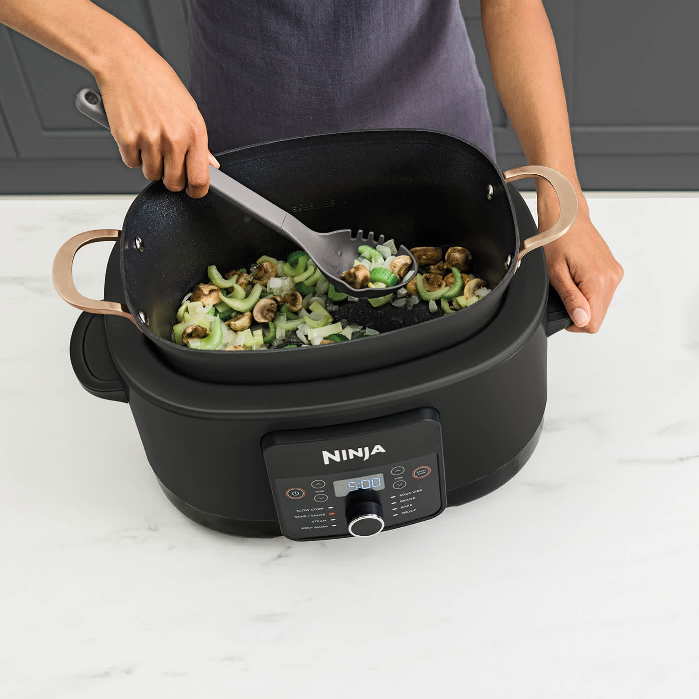 Ninja Deluxe Black & Copper Foodi 8-in-1 PossibleCooker Slow Cooker ...