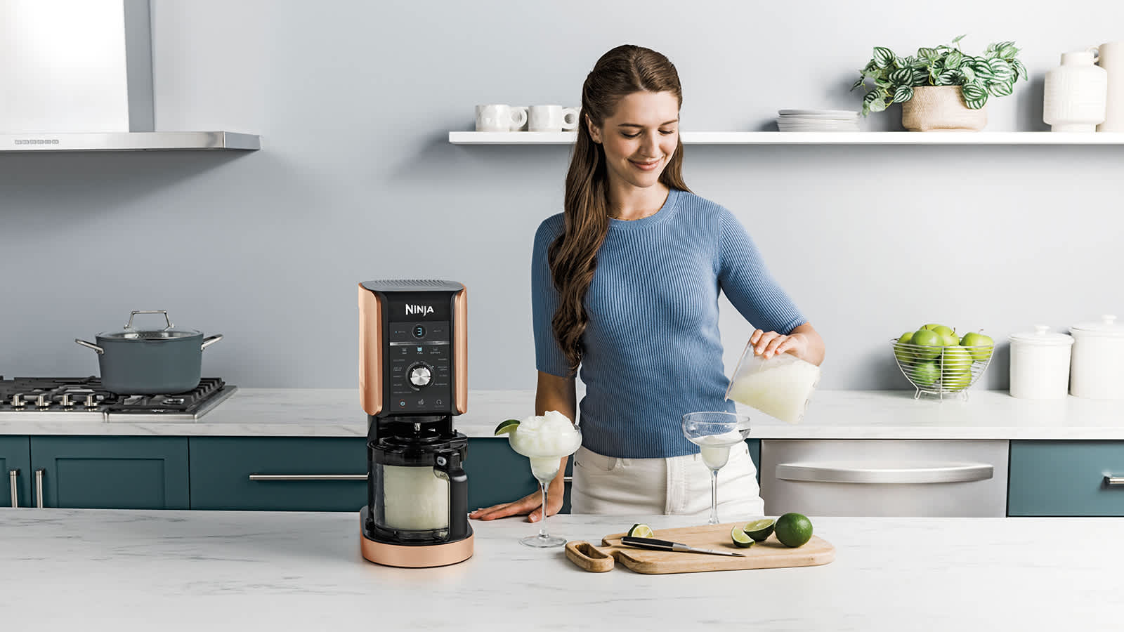 Ninja CREAMi Deluxe 10-in-1 Ice Cream and Frozen Drink Maker ...