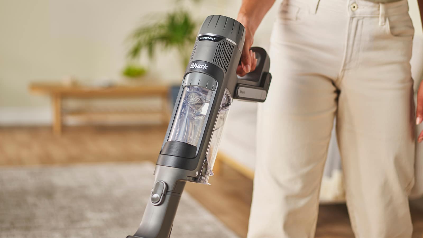 Shark PowerDetect Cordless Pet Vacuum Cleaner - Black IP1223UKTDB - sharkGB